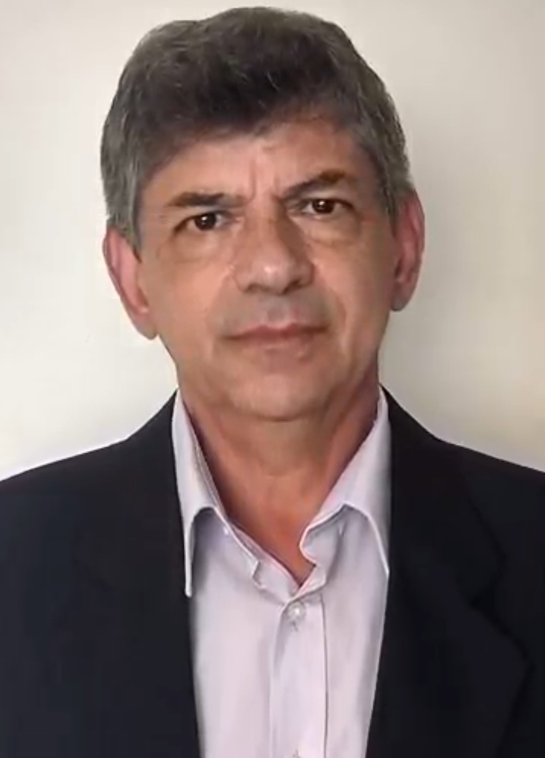 A coragem e a ascensão política de Renato de Castro - Diário da Manhã ...