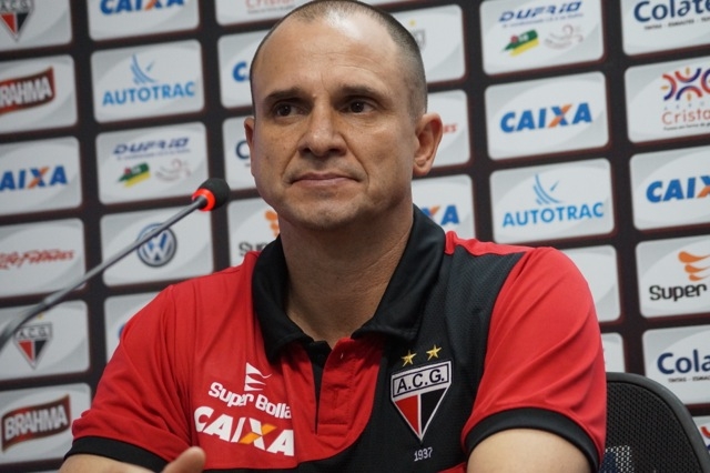 Wagner Lopes reconhece soberania do Vila - Diário da Manhã - O Jornal ...